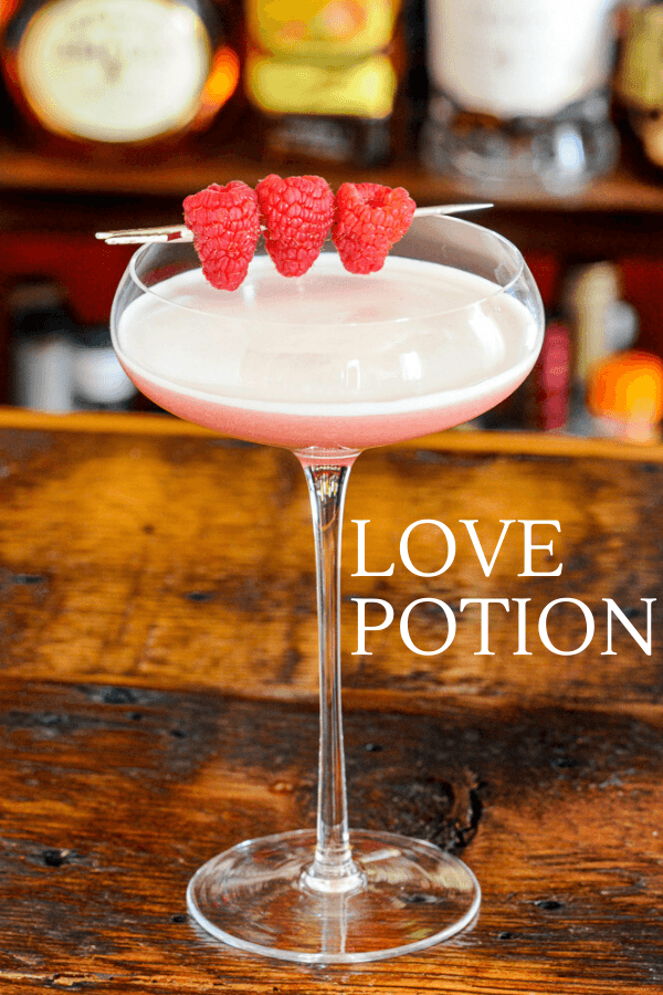 Love Potion Valentine Cocktail | Gastronom Cocktails