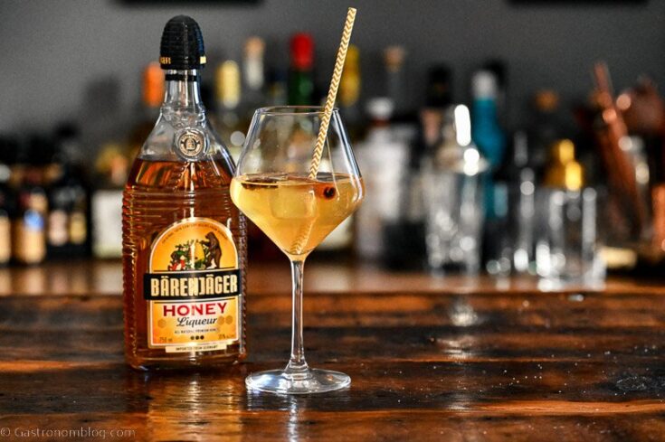 Champagne Cocktail for Thanksgiving | Gastronom Cocktails