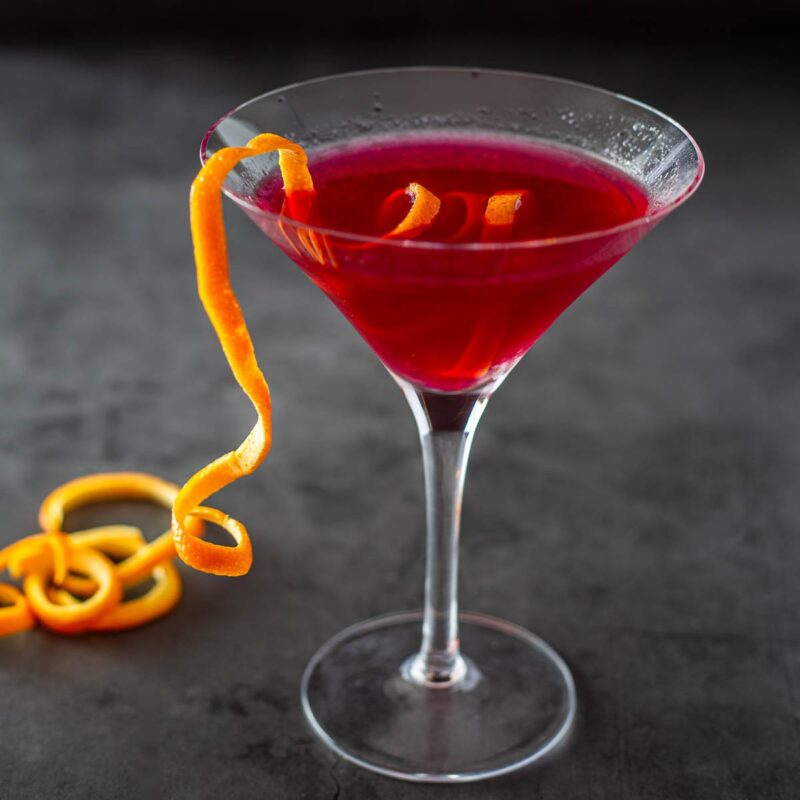 25 Romantic Valentine's Day Martini Recipes - Gastronom Cocktails